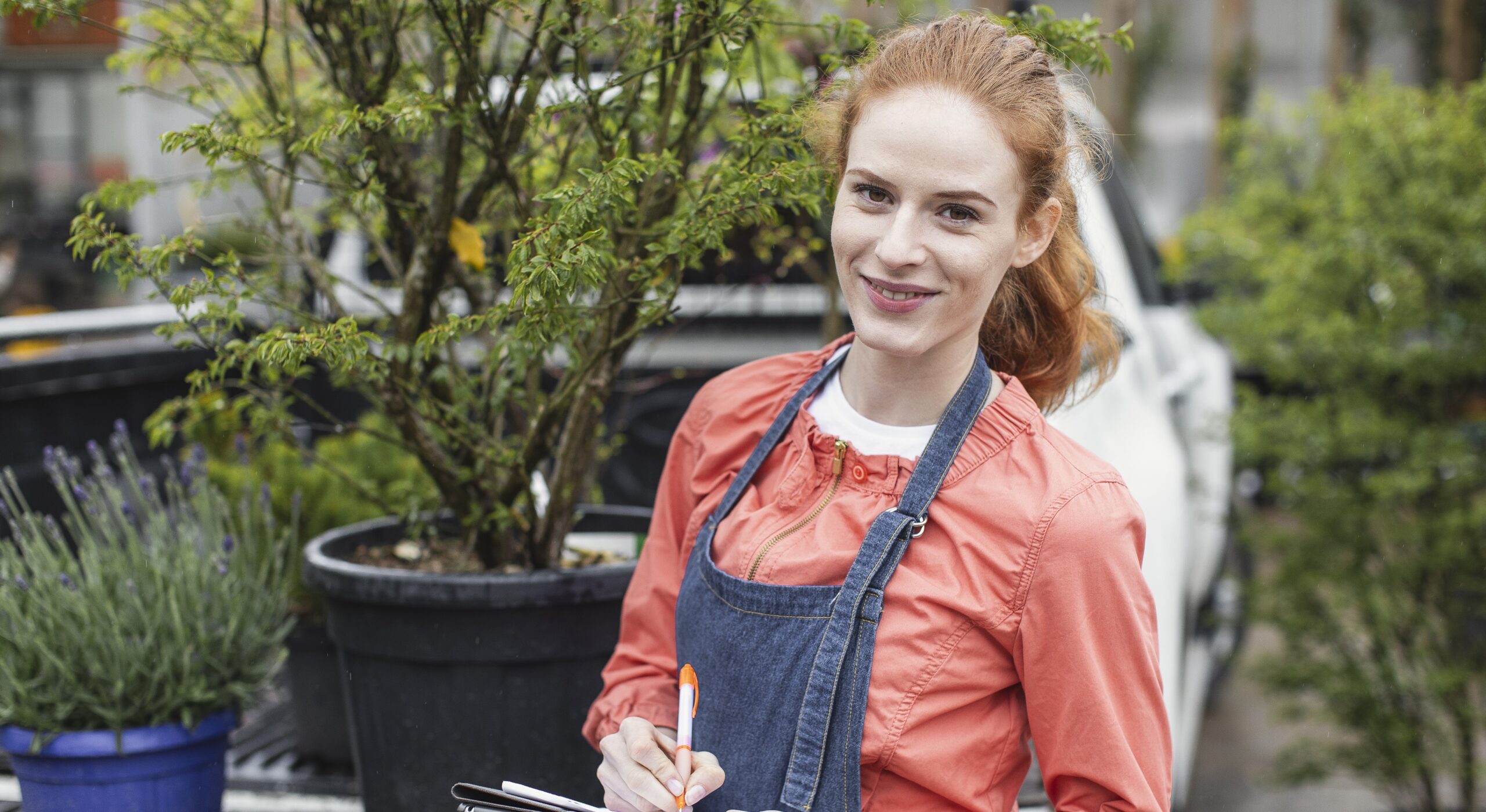 Gardeners' Insurance | NerdWallet UK Gardeners’ Insurance – NerdWallet UK